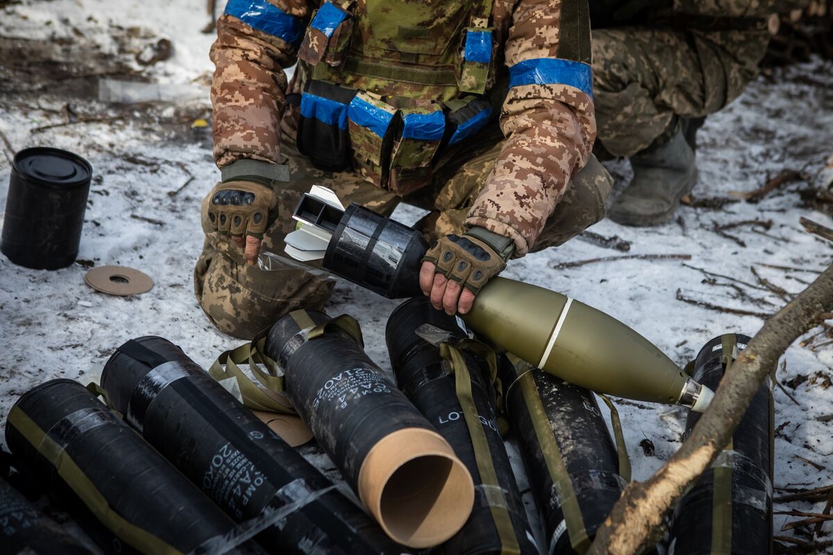 Ukraine says corrupt officials stole $40 million meant to buy arms for ...