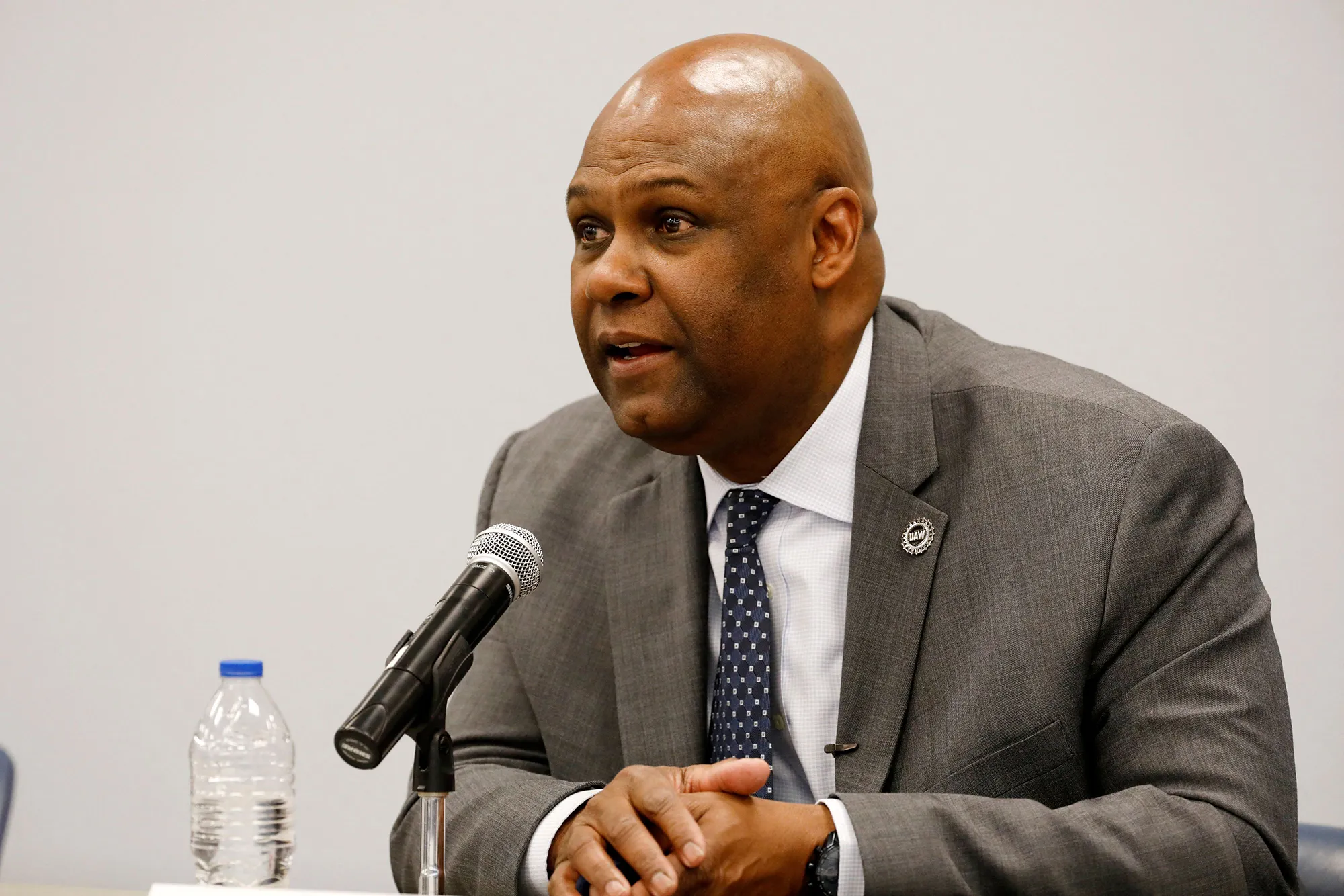 UAW Presidential Race Heads Toward Runoff in a Rebuke of Leaders ...