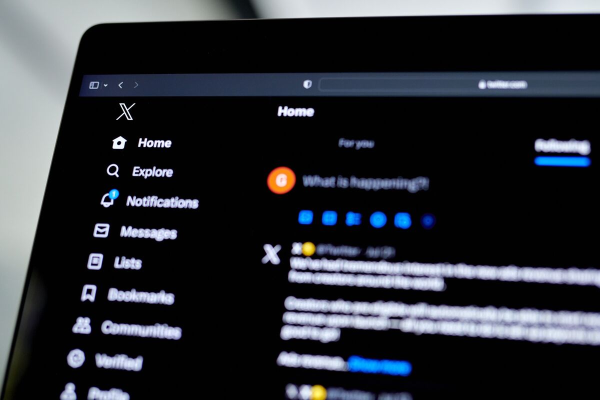 Elon Musk's X Platform Strips Headlines Out of News Organizations ...