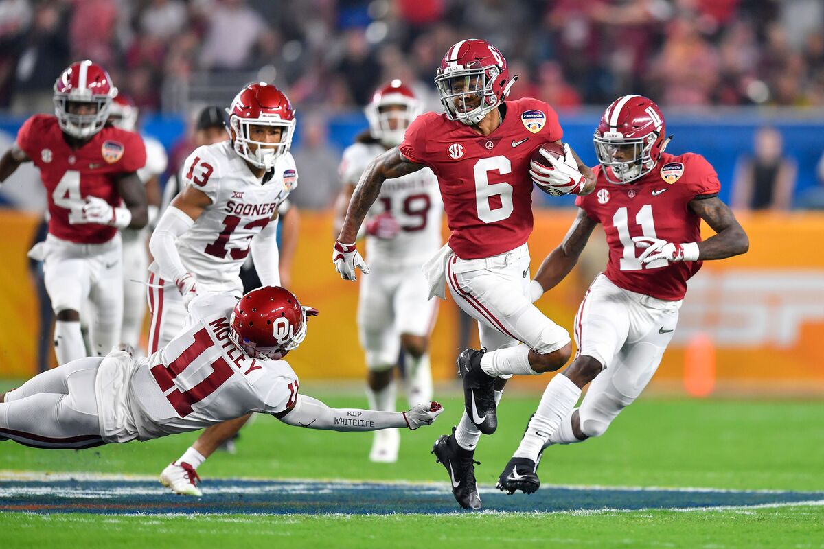 No. 1 Alabama Beats No. 4 Oklahoma 45-34 to Reach Title Game - Bloomberg