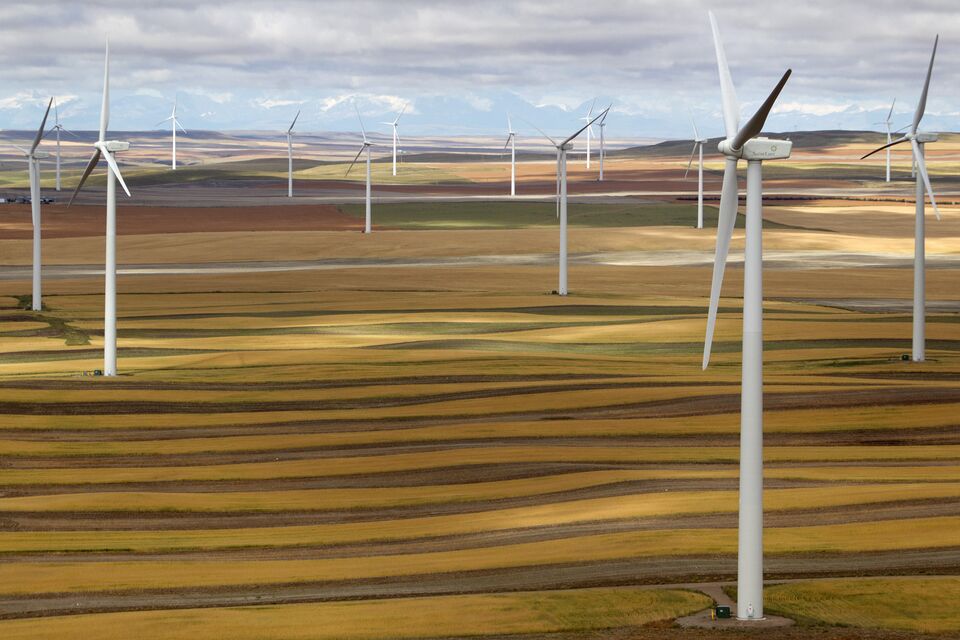 ArcLight Sells Leeward Renewable Energy to Ontario Pension Fund - Bloomberg