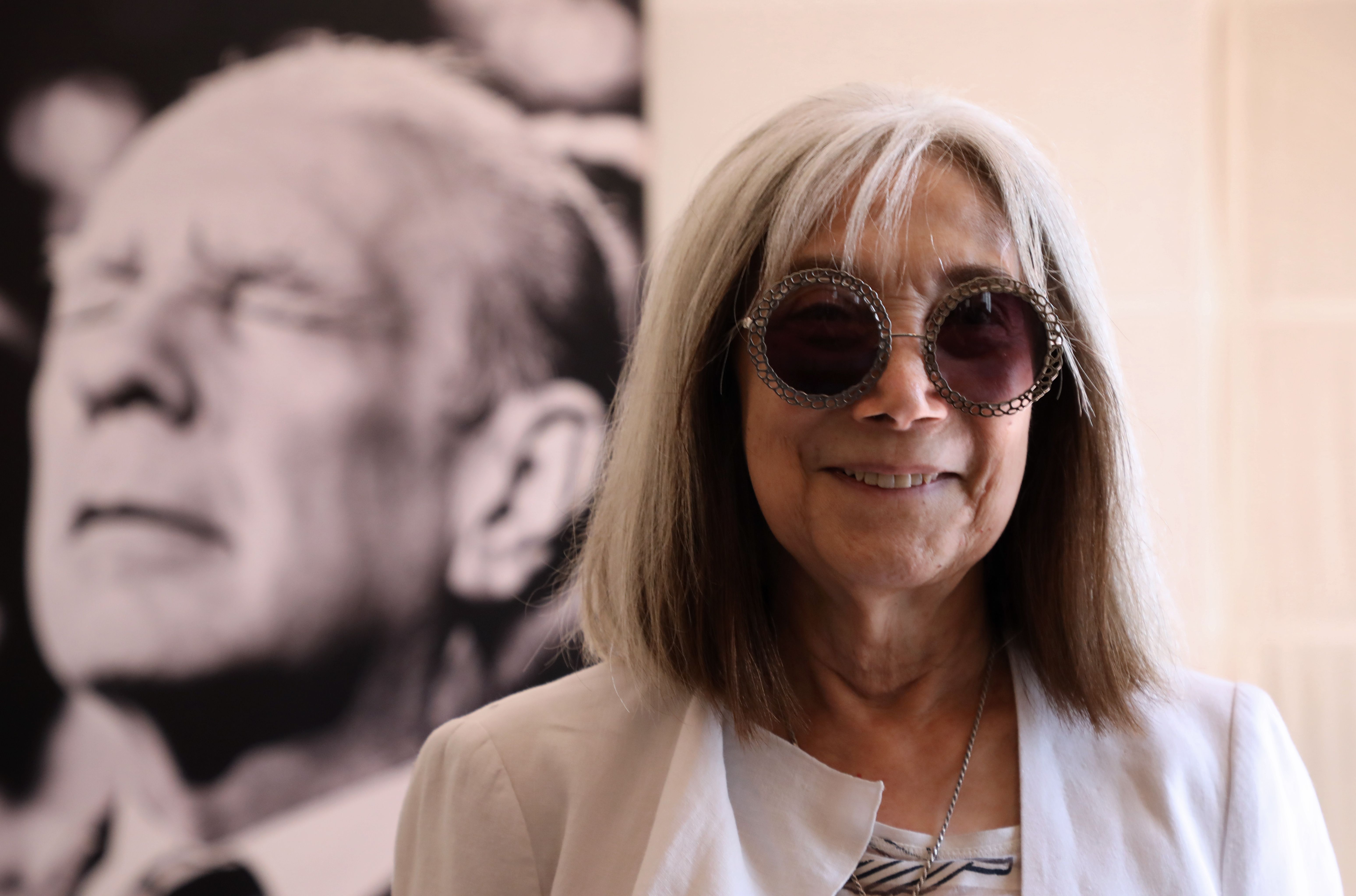 Hilary Burke's Instagram, Twitter & Facebook on IDCrawl