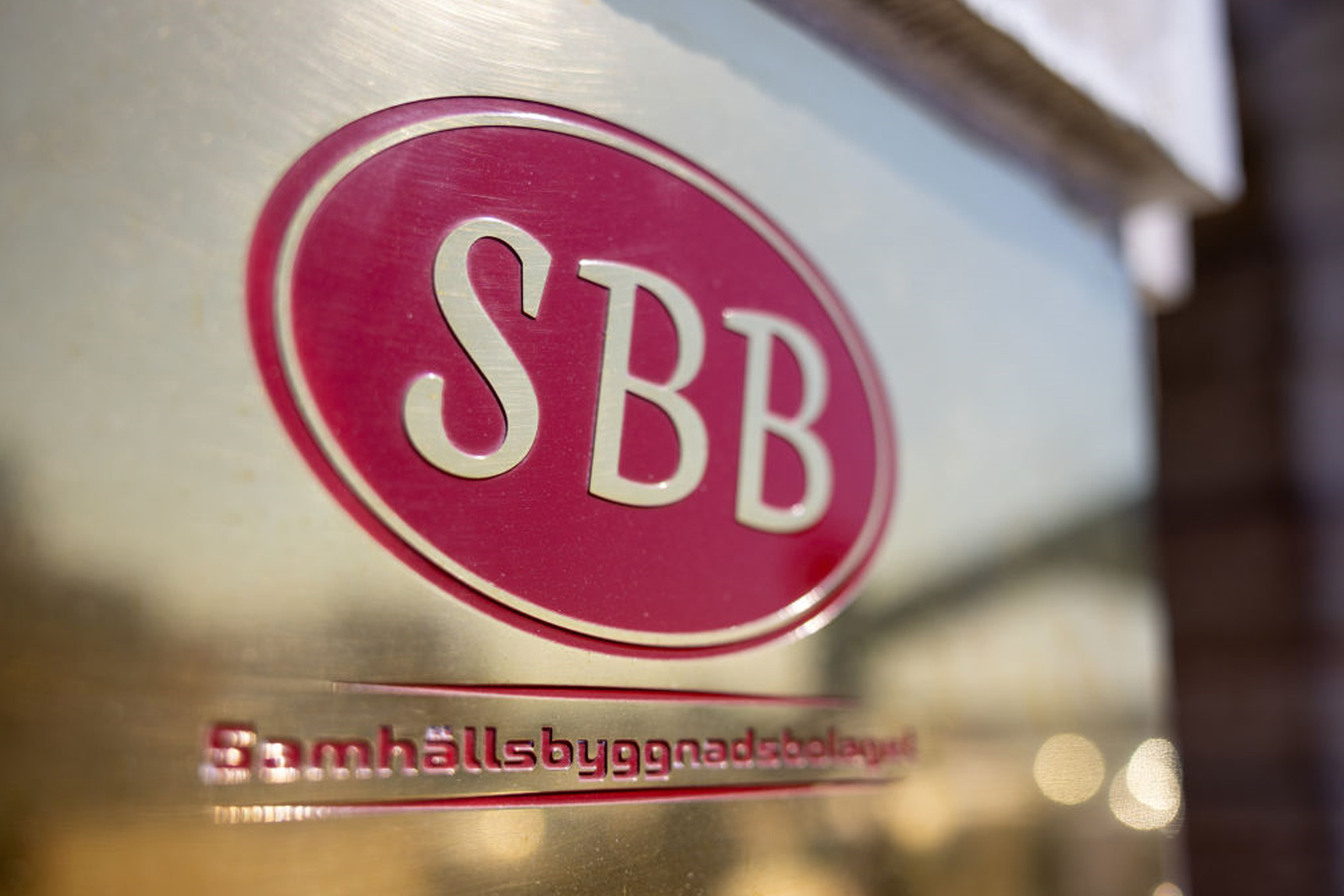 Watch SBB Gets $720 Million Cash Boost in Brookfield Deal - Bloomberg