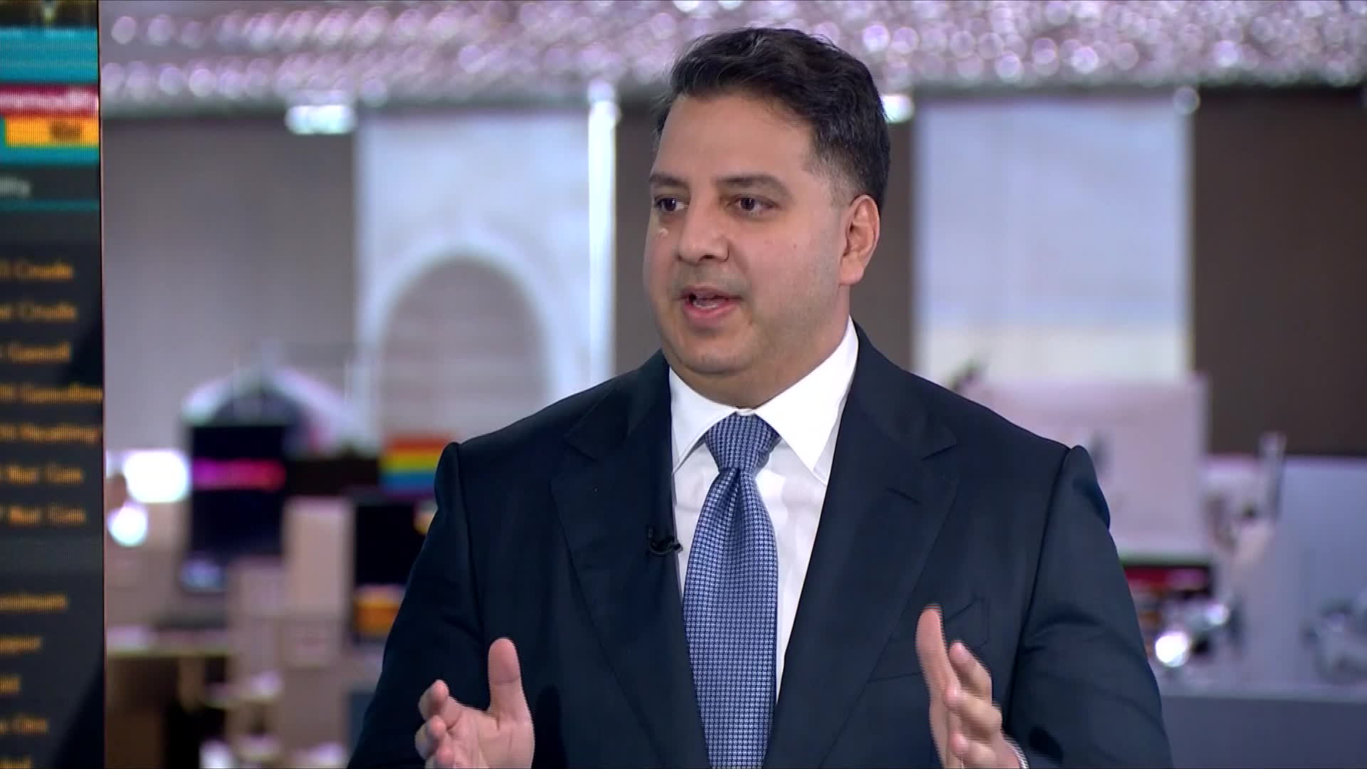 Watch Brookfield Sees ‘Ton of Opportunities’ in Buyout Search - Bloomberg