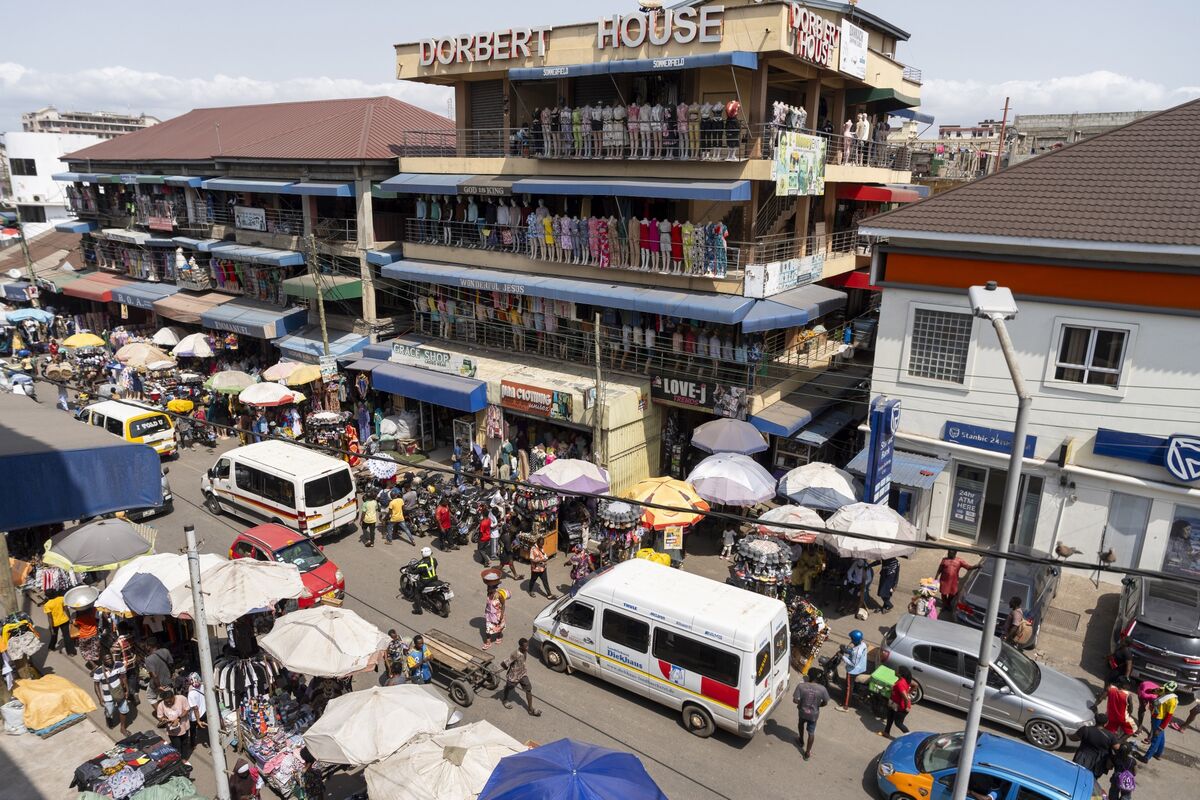 Ghana, IMF Reach Staff-Level Deal on $360 Million of Funding - Bloomberg