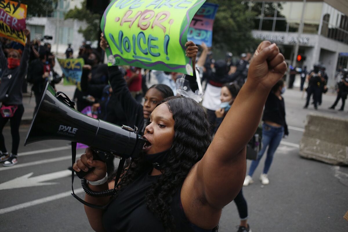 The Latest on Breonna Taylor Protests - Bloomberg