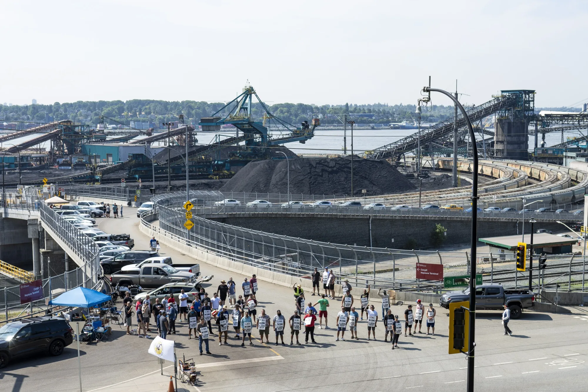 Port Strike Spurs Canada to Plan Steps to Protect Supply Chains - Bloomberg