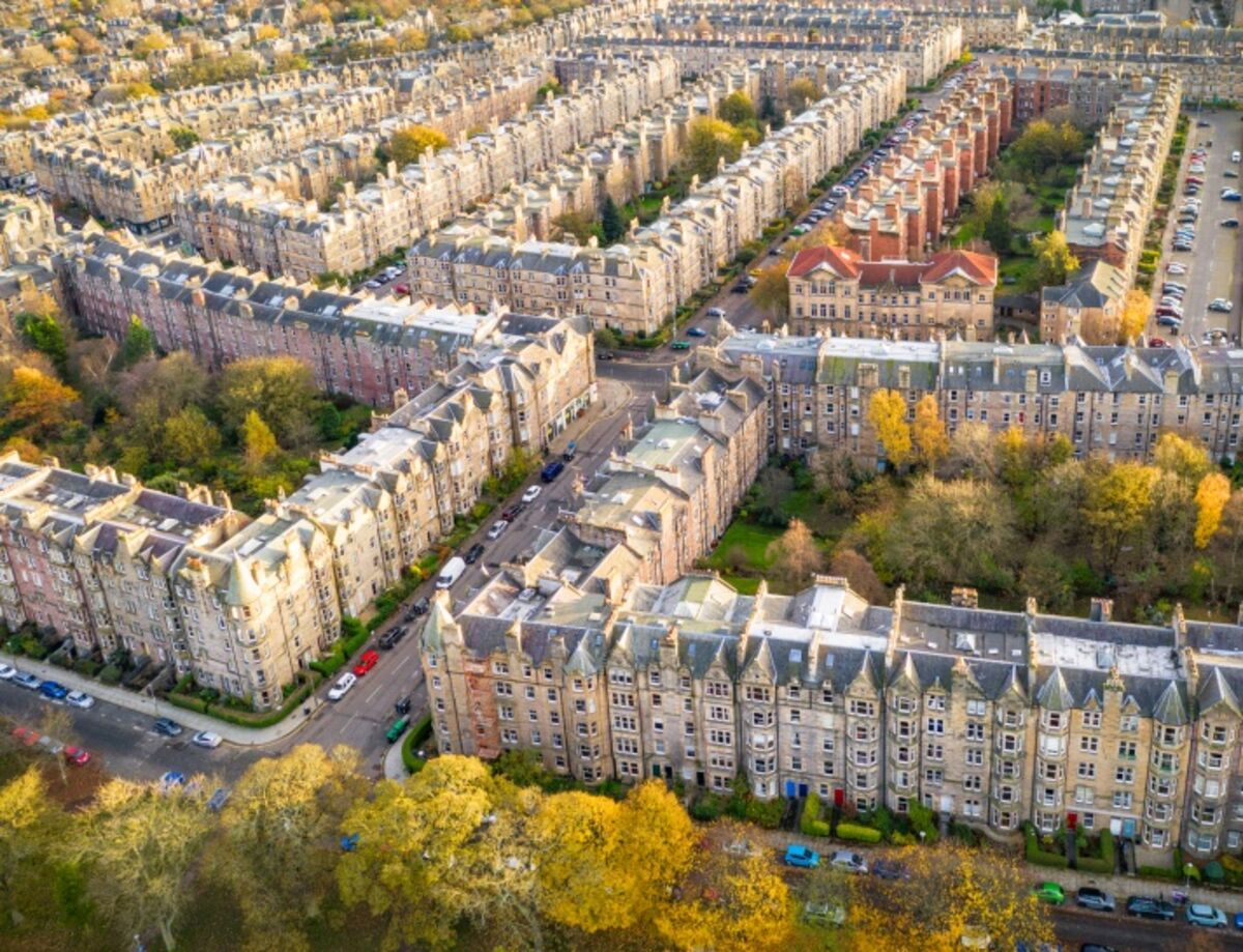 How History and Geography Gave Rise to Edinburgh’s Tenements - Bloomberg