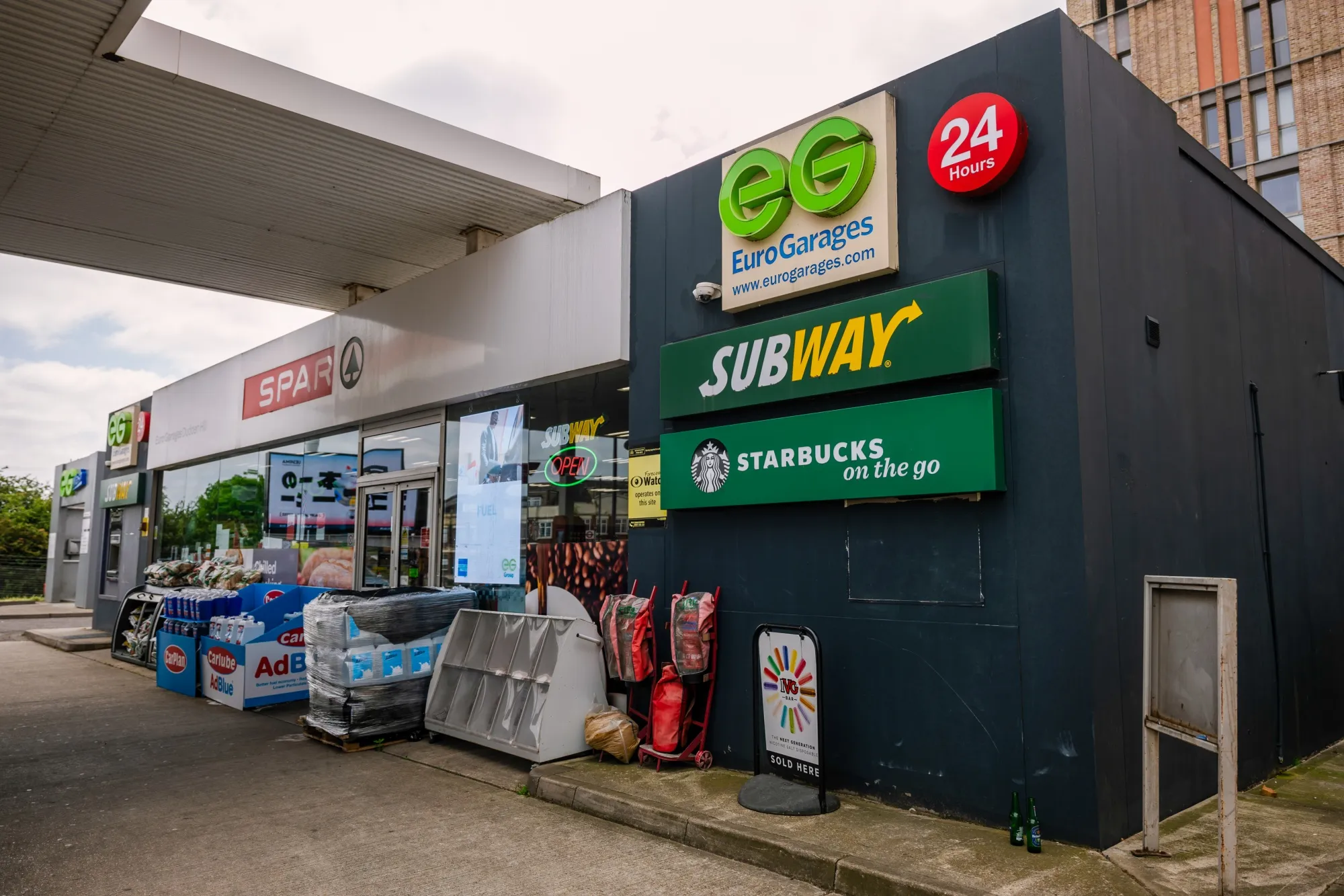 Billionaire Mohsin Issa Steps Down From EG Gas Station Empire - Bloomberg