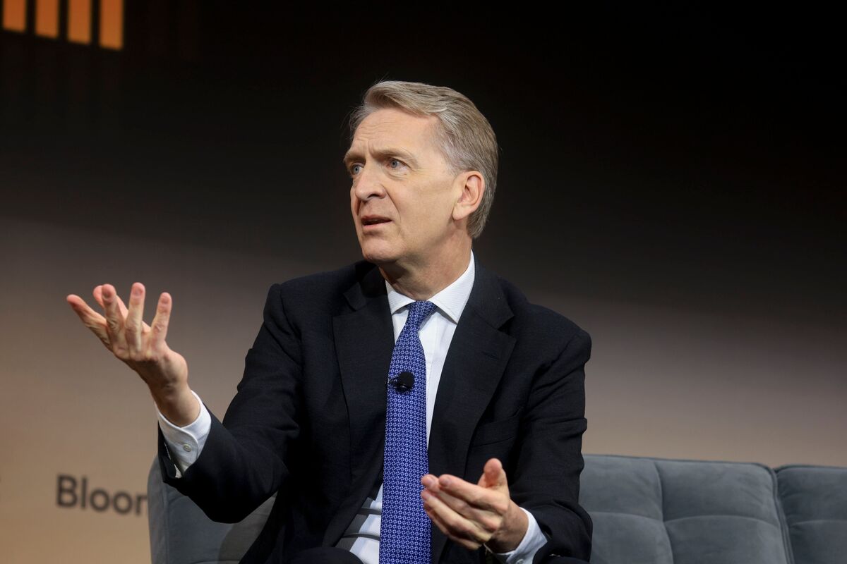 Bloomberg Invest: Brookfield Eyes Using Insurance Arm to Adopt ...