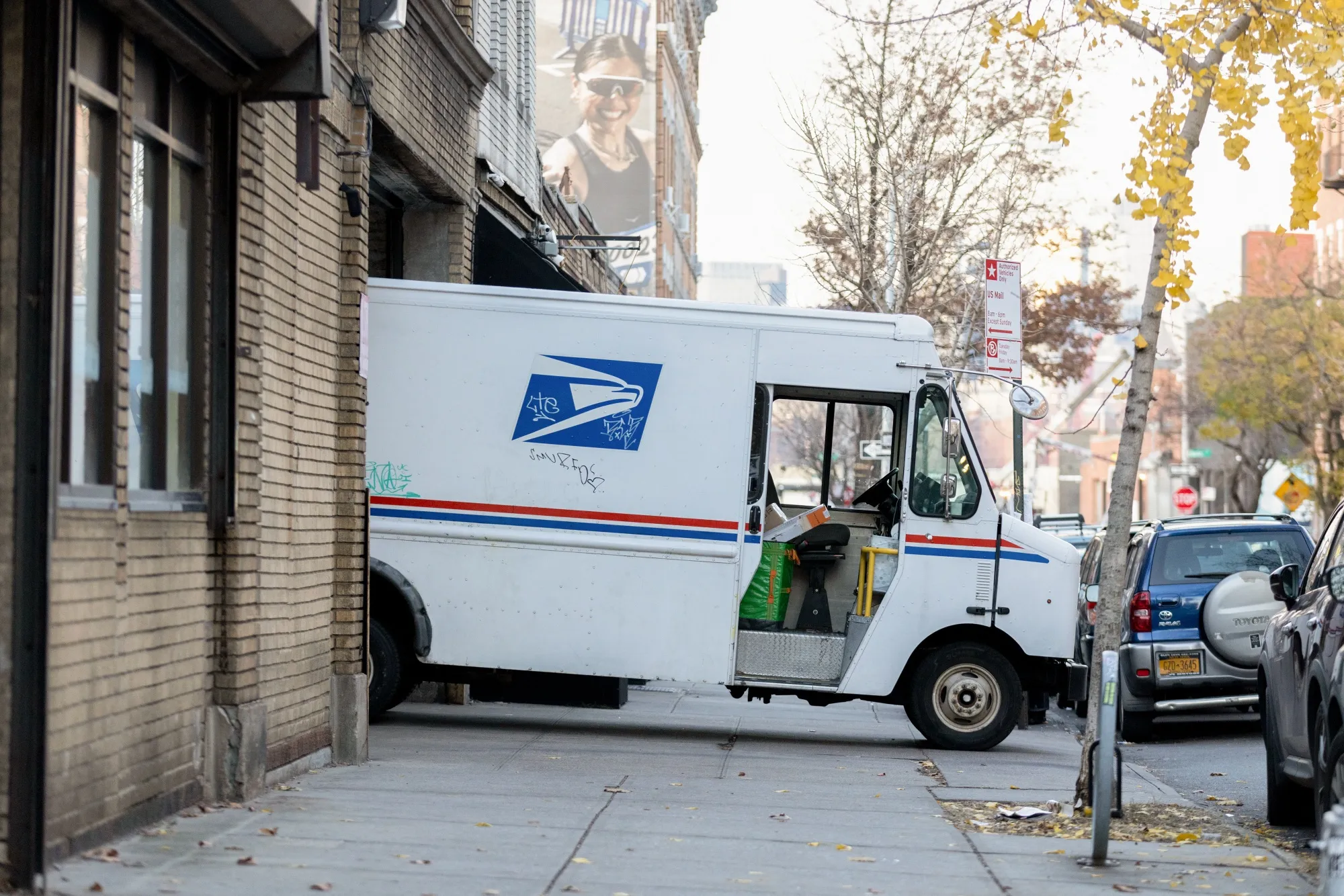 US Postal Service Pauses Discretionary Spending to Preserve Cash ...