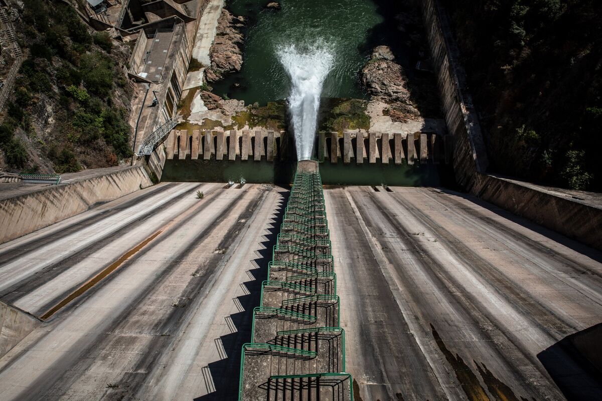Spanish Dams at 27-Year Low as European Energy Crisis Widens - Bloomberg