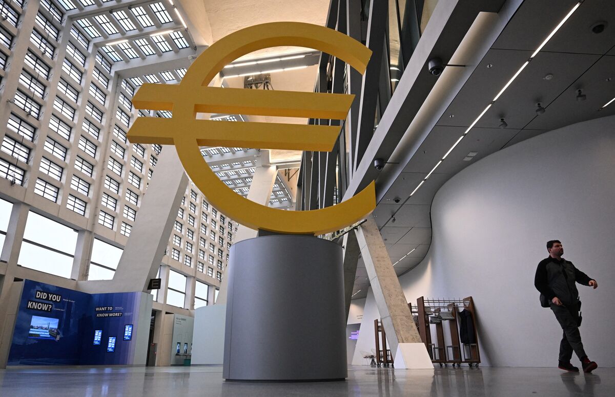 ECB’s Guindos Says Inflation Data Are Going in Right Direction - Bloomberg ECB’s Guindos Says Inflation Data Are Going in Right Direction - Bloomberg