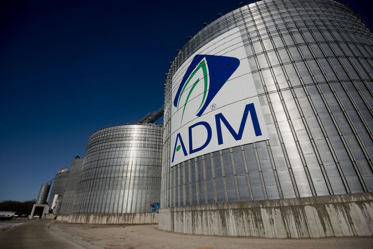 ADM Shuffles Leadership of Its Crop and Biofuel Trading Unit - Bloomberg