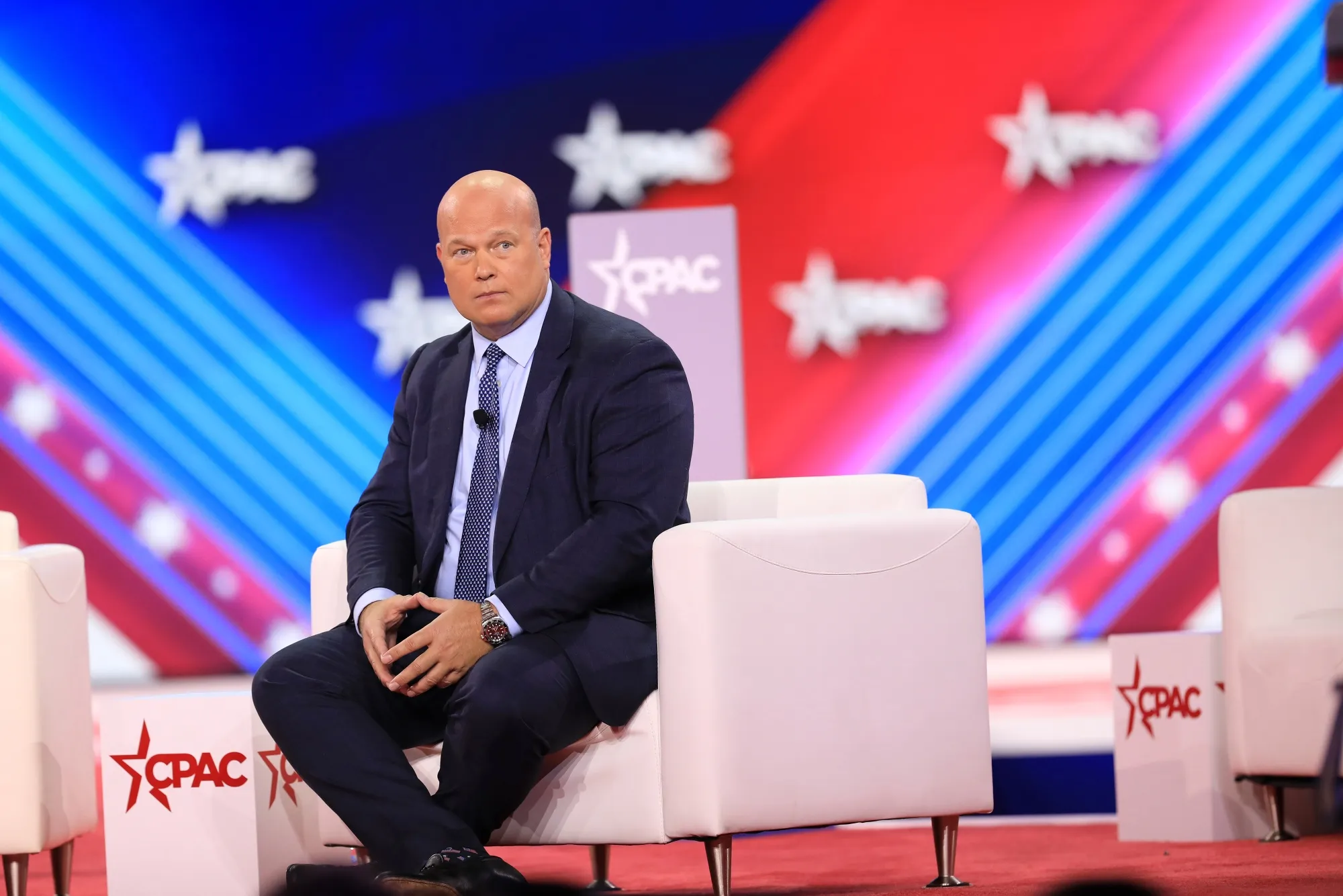 Trump elige a ex fiscal general Whitaker embajador ante OTAN - Bloomberg
