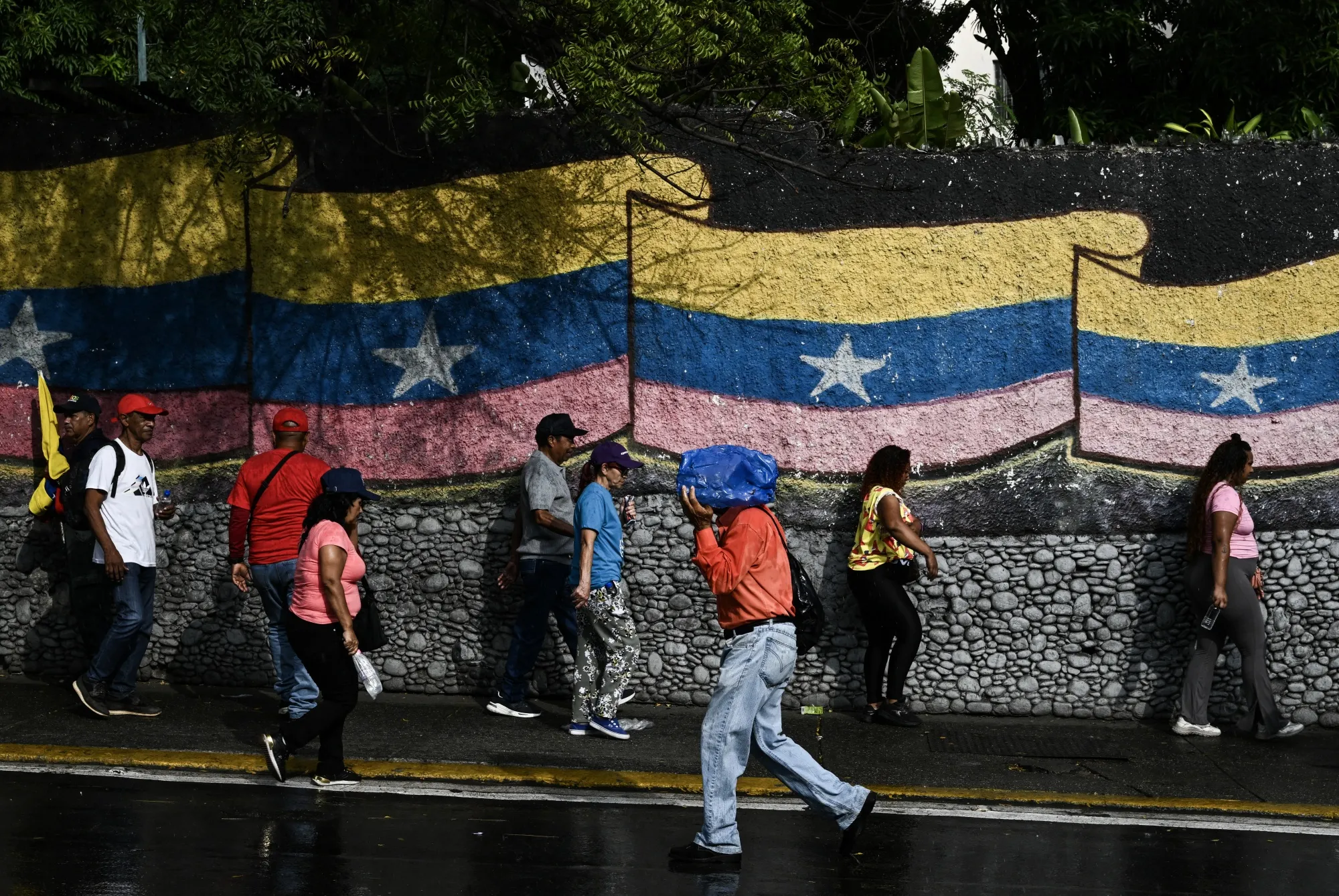 Here’s What Could Happen to Venezuela’s Messy $170 Billion of Debt ...