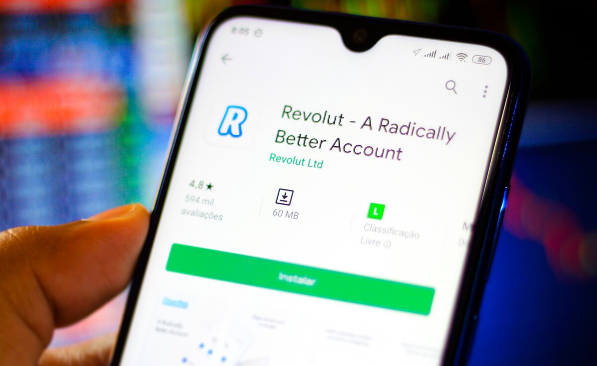 Revolut Seeks US Banking License as Walmart, Goldman Launch Digital ...