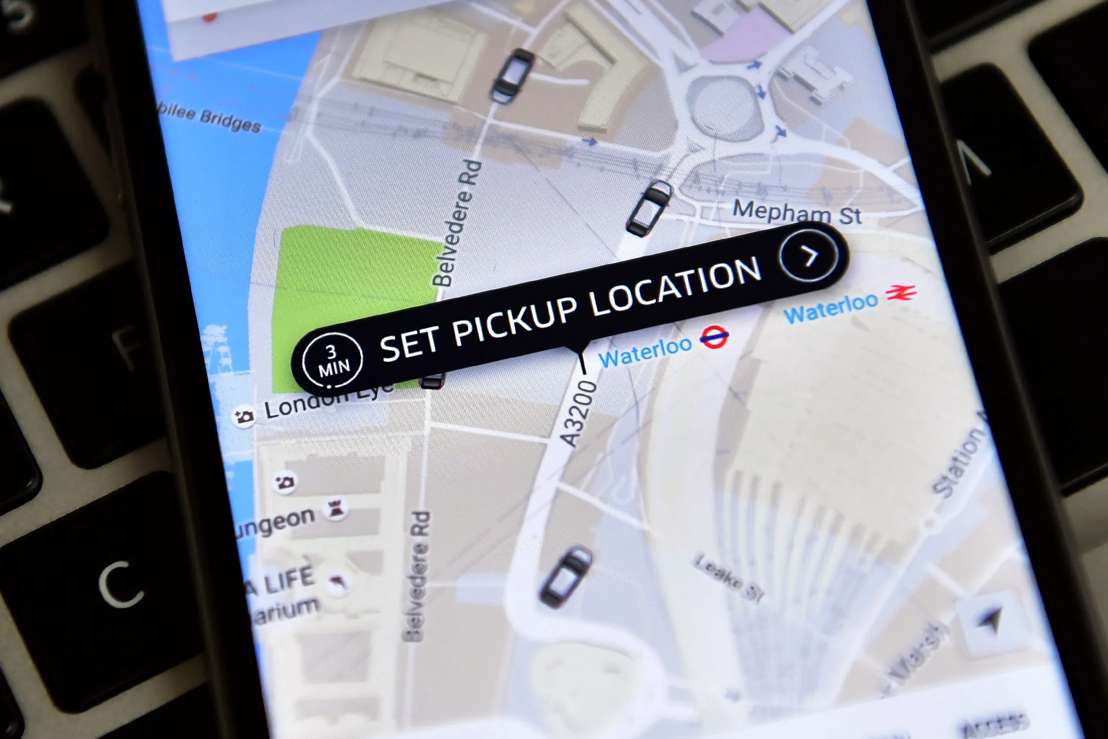 London to Put Uber Drivers Through English-Proficiency Test - Bloomberg