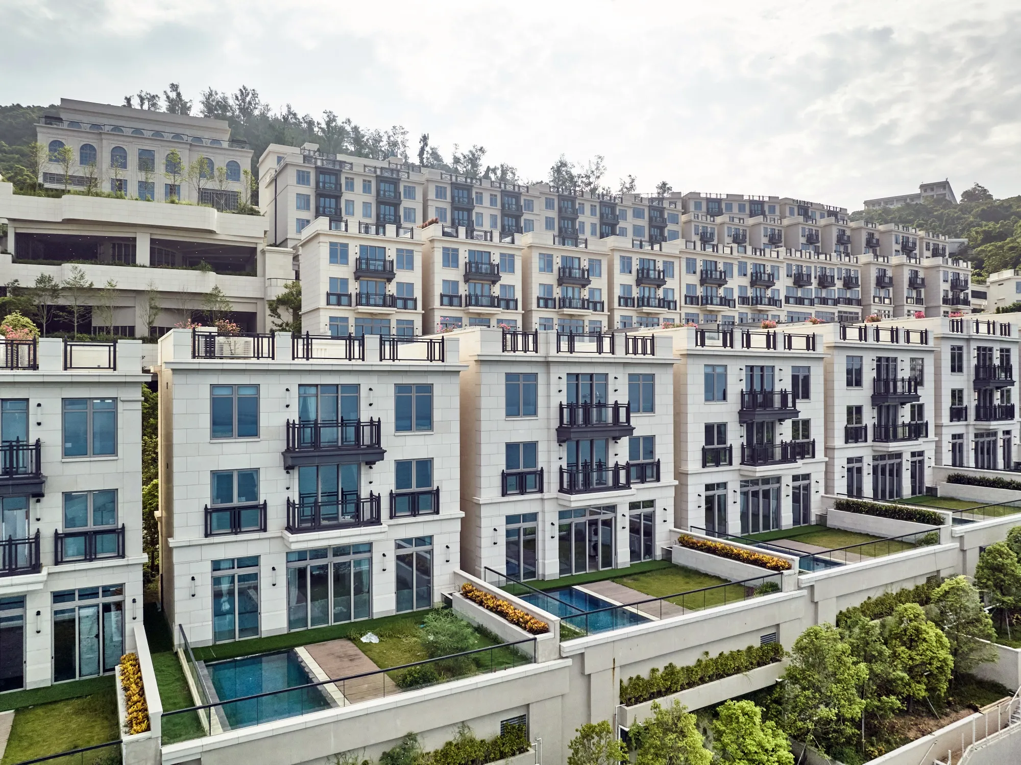 Taiwan Shipping Tycoon Buys $34 Million Luxury Home in Hong Kong ...
