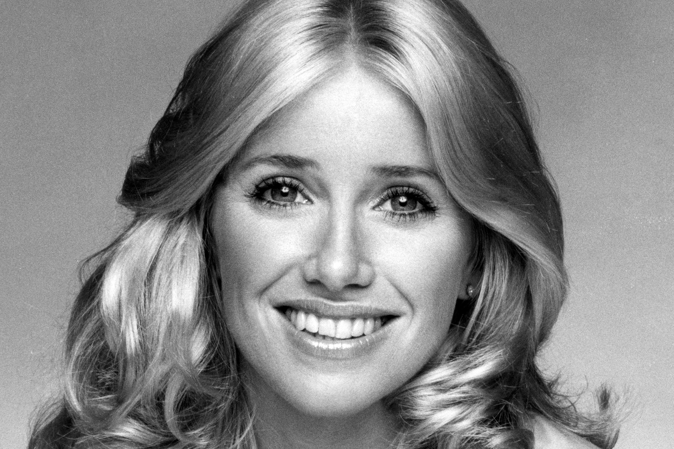 Suzanne Somers, Actor on ‘Three’s Company,’ Dies at 76 - Bloomberg