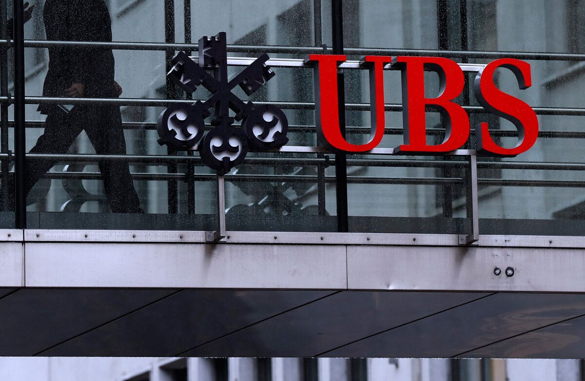 UBS Looks to Double Workforce in Booming Private Credit Unit - Bloomberg