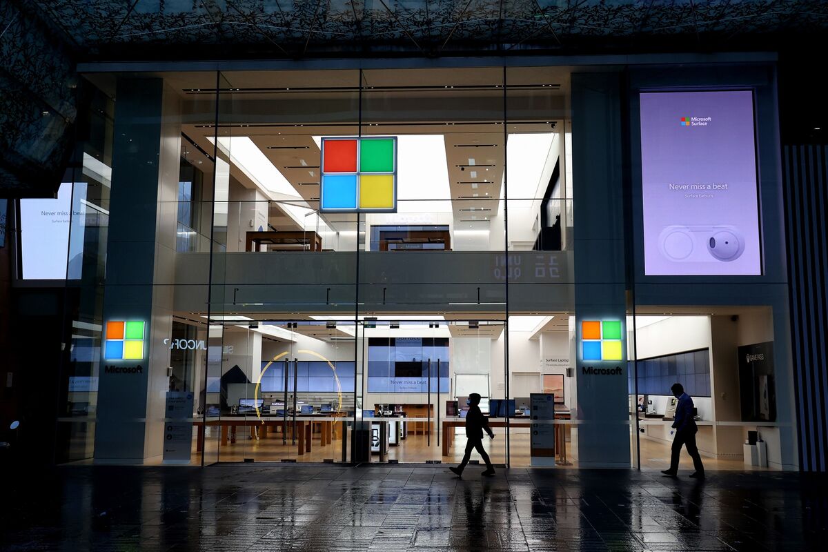Microsoft (MSFT) Tops Profit Estimates Even as Strong Dollar Hurts ...