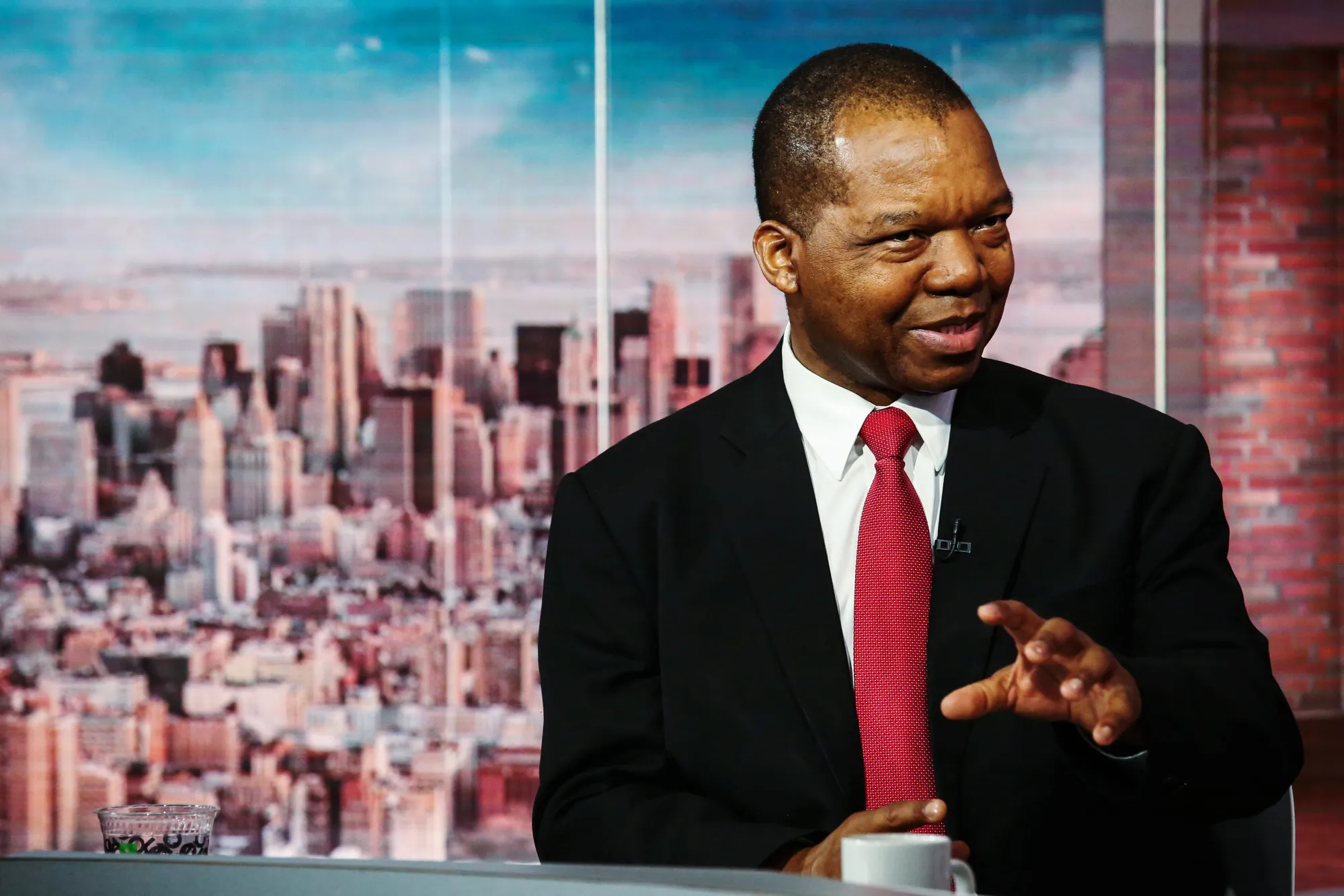 Zimbabwe’s Central Bank Agrees to Revamp Currency Auction System ...