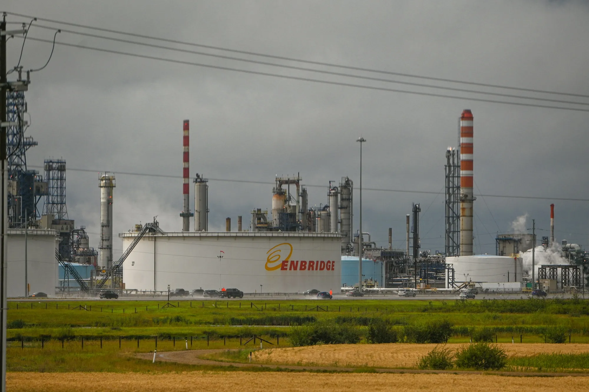 First Nations Will Seek Ownership of New Oil Sands Pipeline - Bloomberg