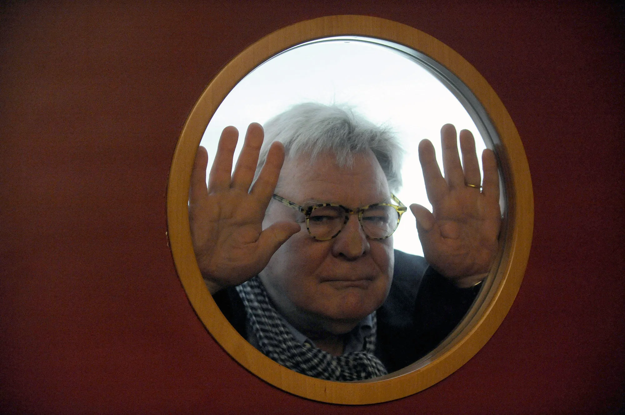 Alan Parker, Director of "Midnight Express," Dies At 76 - Bloomberg