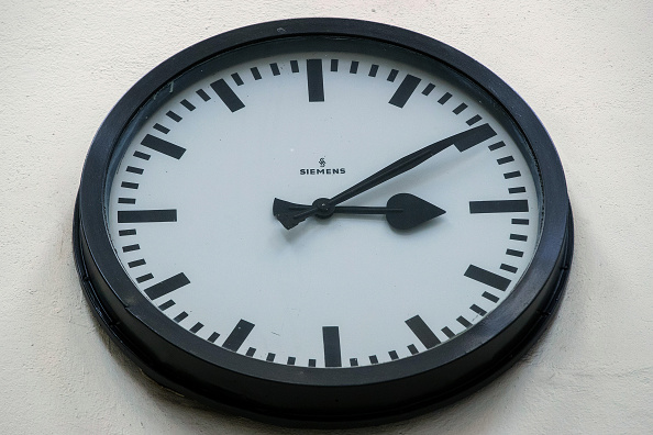 Krugman's Macroeconomics Is No Match for MMT - Bloomberg