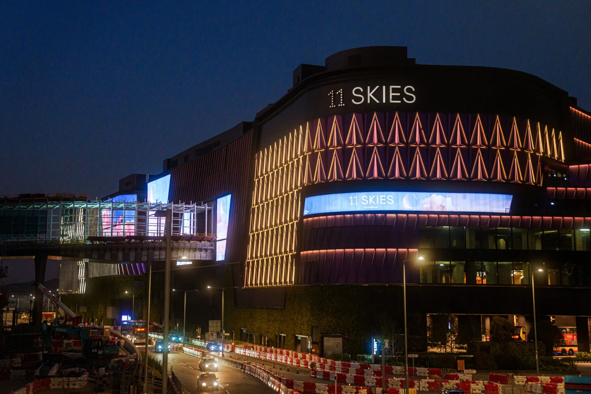 New World Seeks Rent Cut for Hong Kong Airport Mega Mall 11 Skies ...