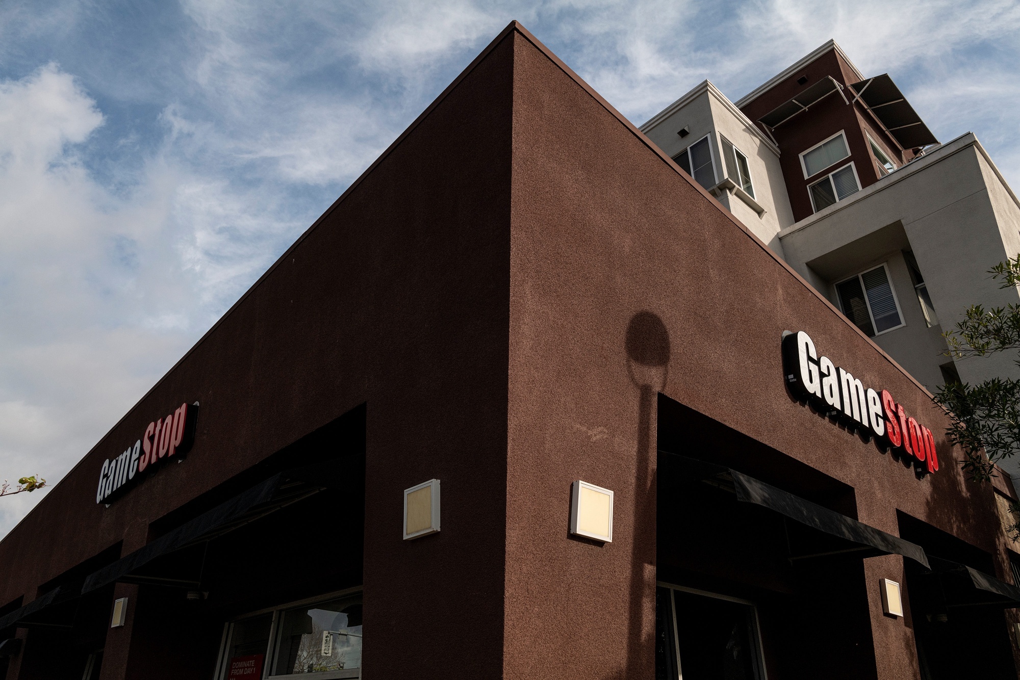 How One Online Investor Made the Score of a Lifetime on GameStop ...