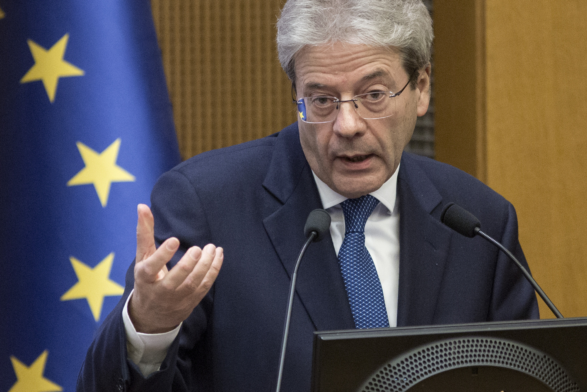 Europe Should ‘Play Its Own Game’ on Free Trade, Gentiloni Says - Bloomberg