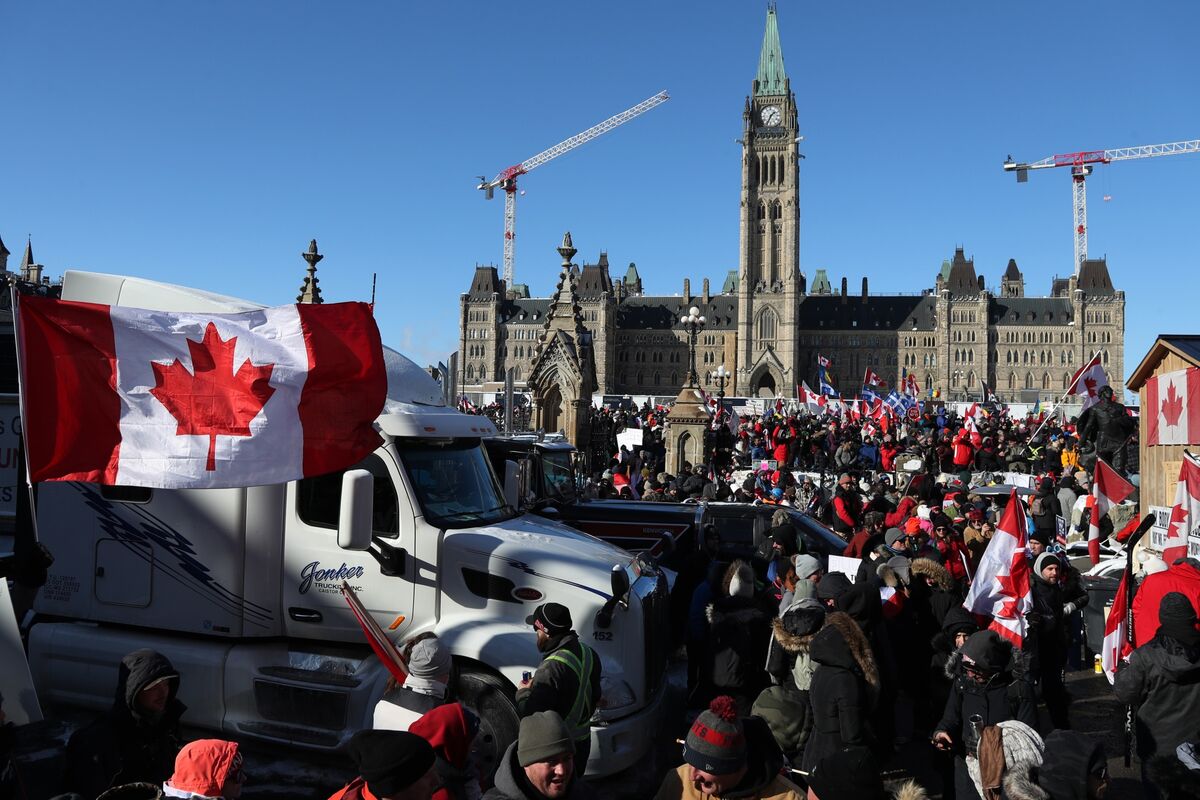 Trucker Vaccines Ottawa Declares Emergency After Protests Spin Out Of Control Bloomberg trucker-vaccines-ottawa-declares-emergency-after-protests-spin-out-of-control-bloomberg