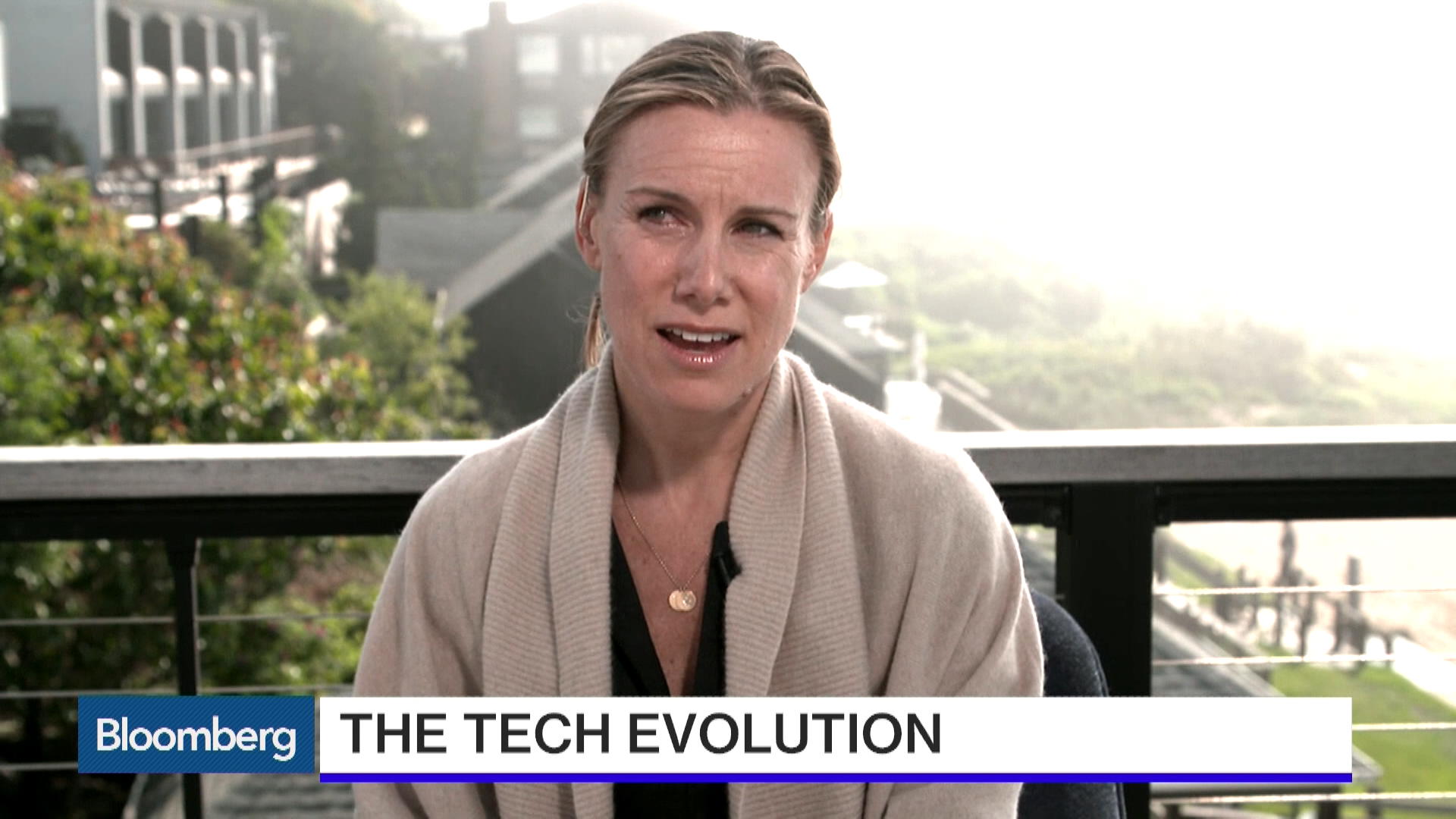 Watch Greycroft's Settle: Everyone Should Experience VR - Bloomberg