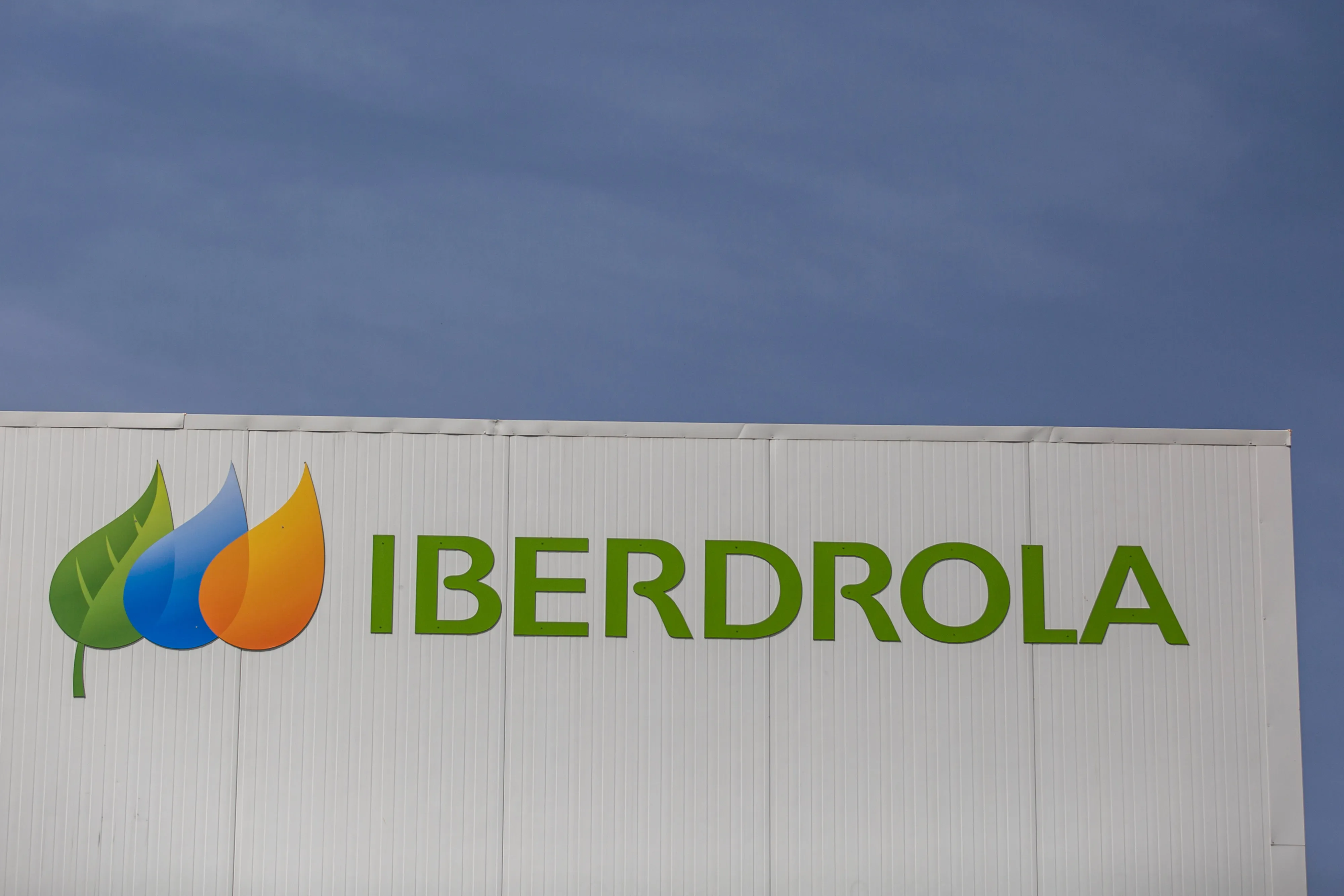 Mexico’s Fonadin to Get $2.5 Billion for 51% Stake in Power Deal (IBE ...