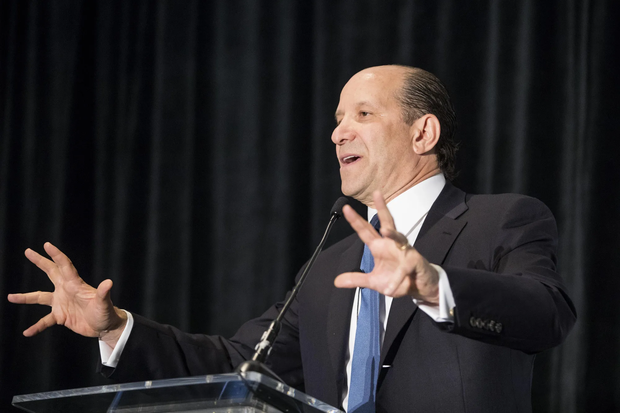 Cantor Fitzgerald CEO Howard Lutnick $50 Million Bonus Undeserved, Suit ...