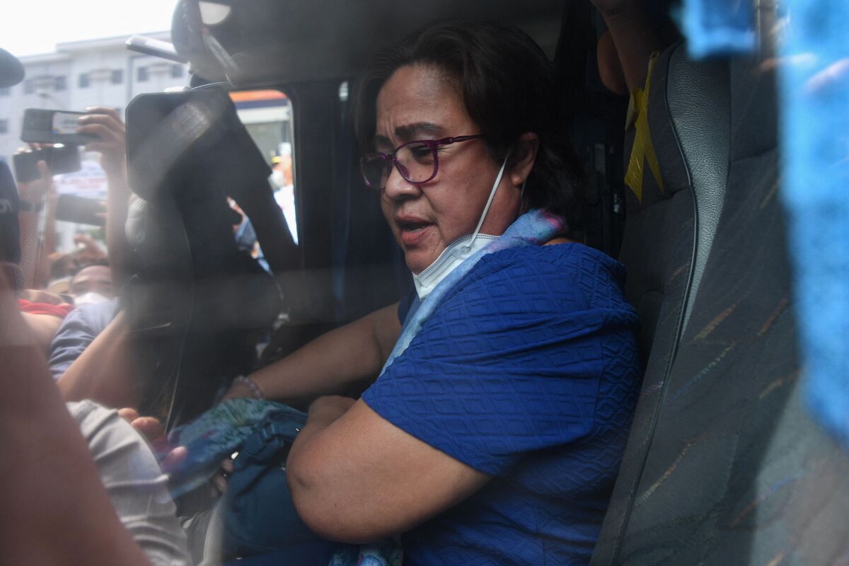 Duterte Critic Detained for Six Years Gets Philippine Bail - Bloomberg Duterte Critic Detained for Six Years Gets Philippine Bail - Bloomberg