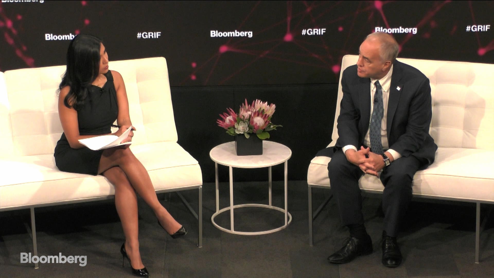 Emily Chang Bloomberg Legs