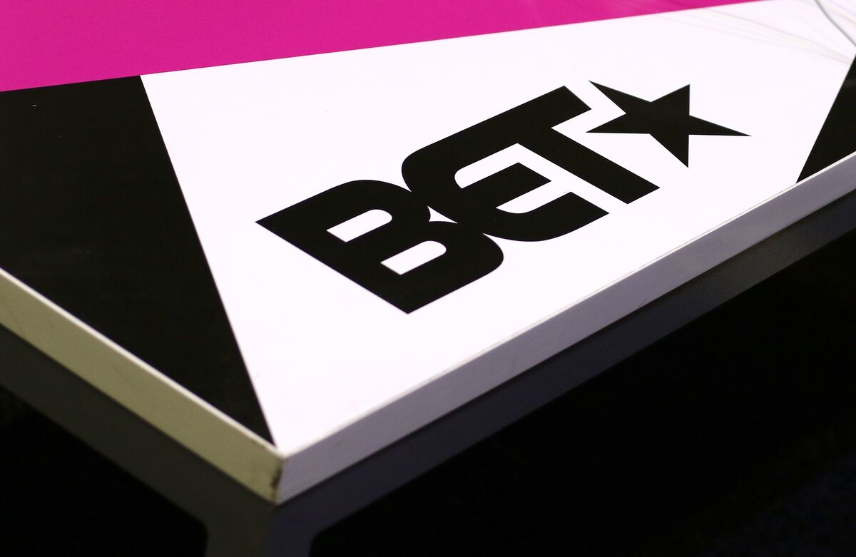 Paramount Global (PARA) Considers Selling Majority Stake in BET Group - Bloomberg