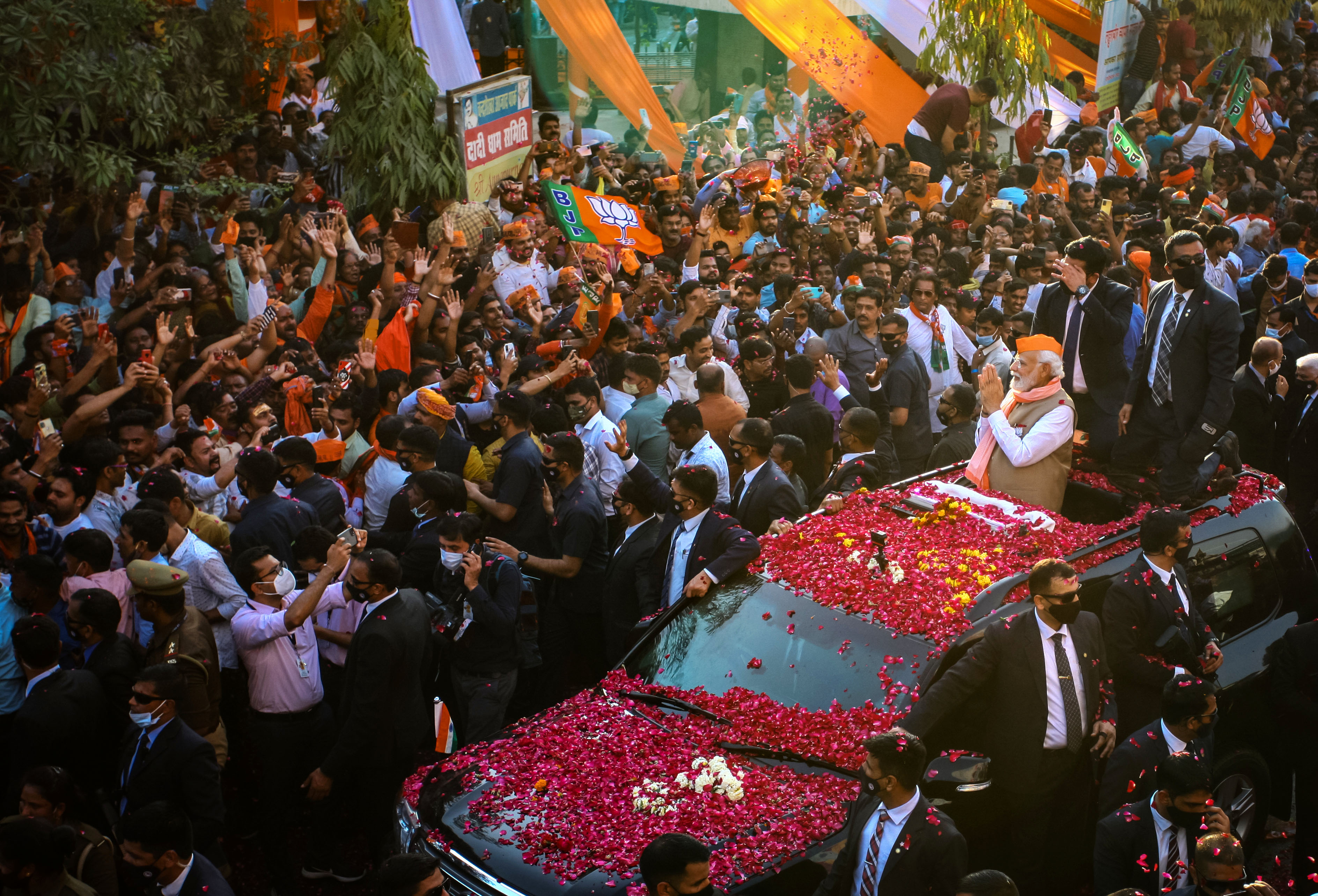 Modi’s Party Retains Hold in India’s Key Uttar Pradesh State - Bloomberg