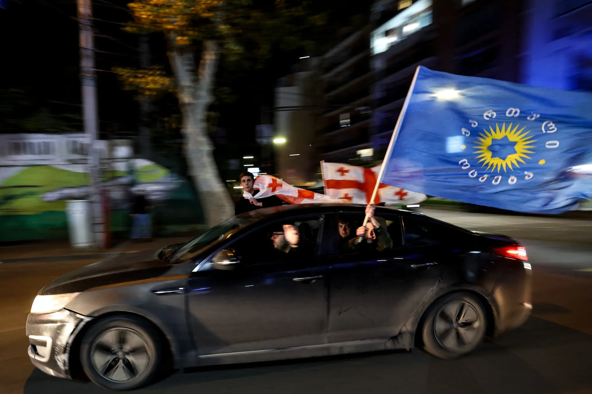 Putin and the West Scrap Over Georgia’s Future - Bloomberg