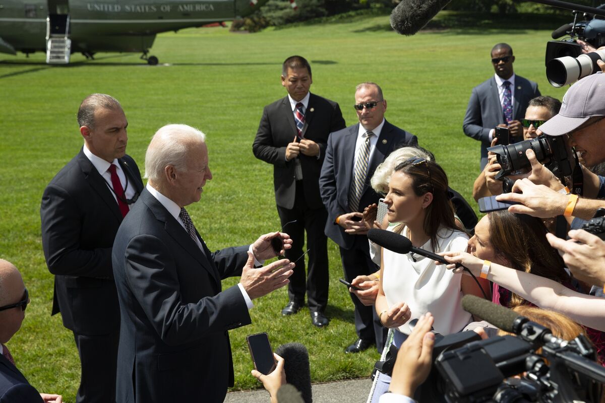 Biden Team Negotiates Fresh Economic Plan as Inflation Antidote - Bloomberg