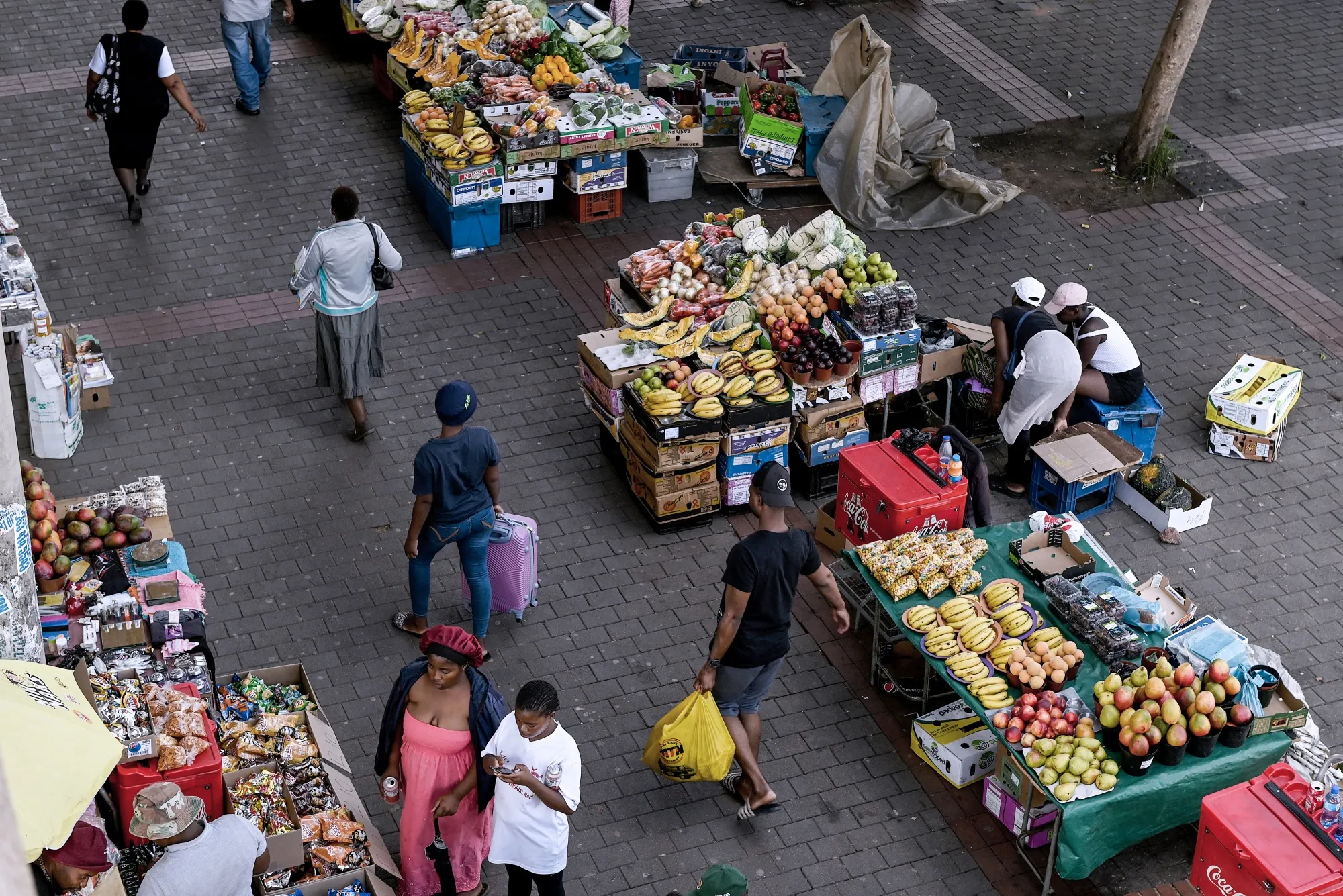 South Africa Set to Extend Rate Pause Even as Inflation Cools - Bloomberg