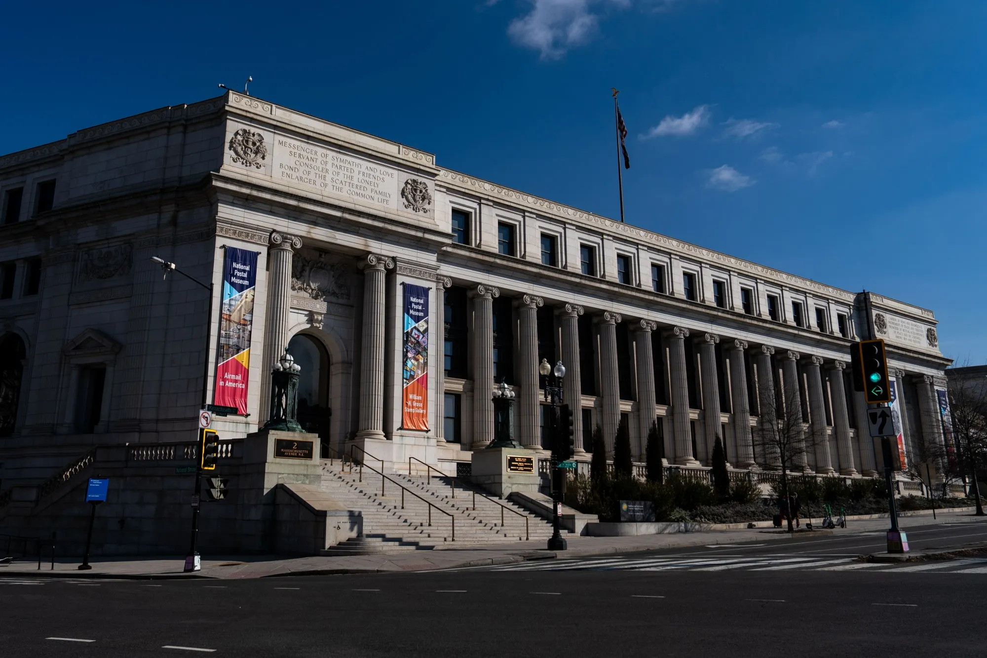 DOGE Government Cuts Target Federal Real Estate Deals - Bloomberg