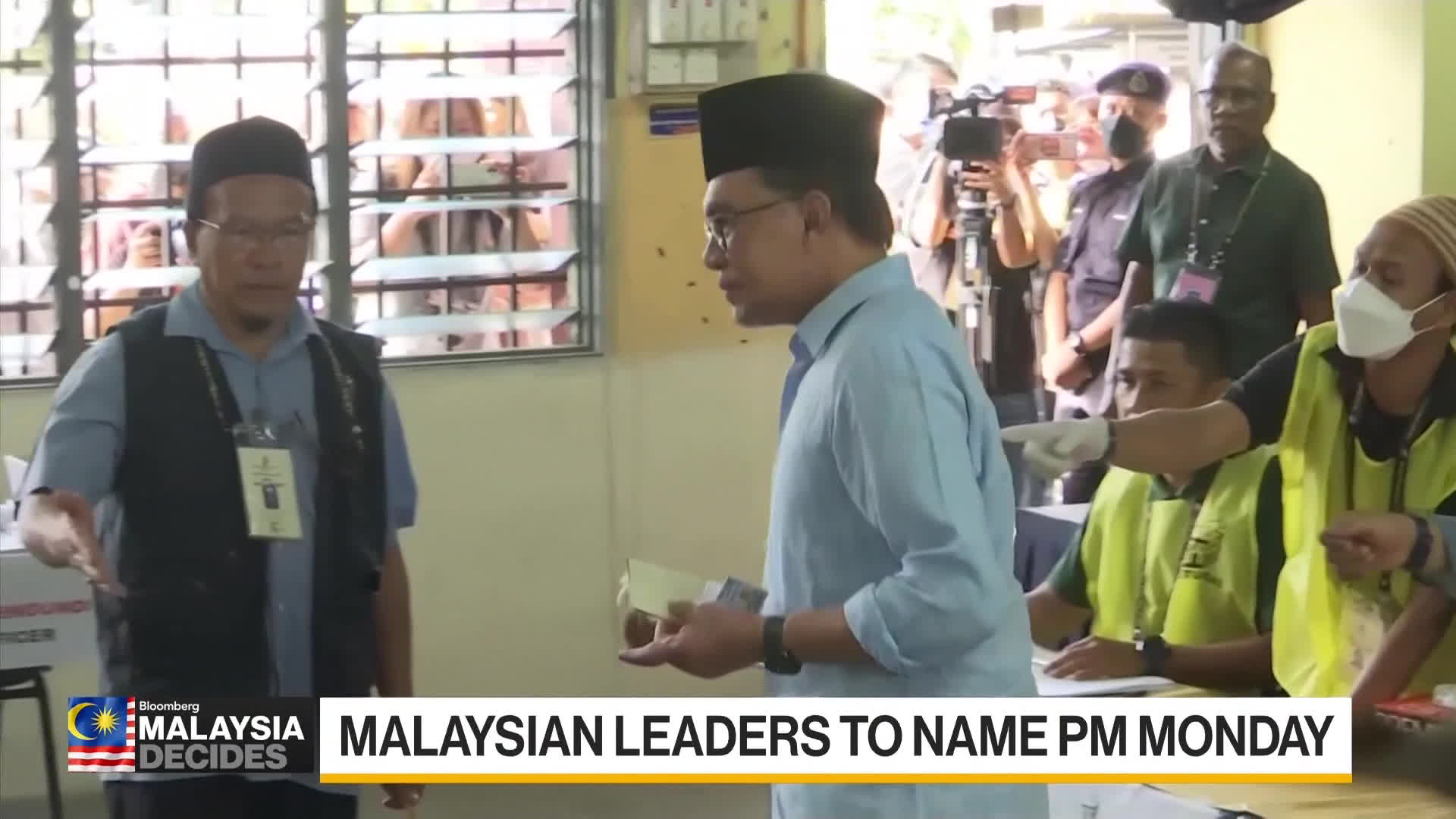 Watch Malaysian Leaders to Name Prime Minister on Monday - Bloomberg