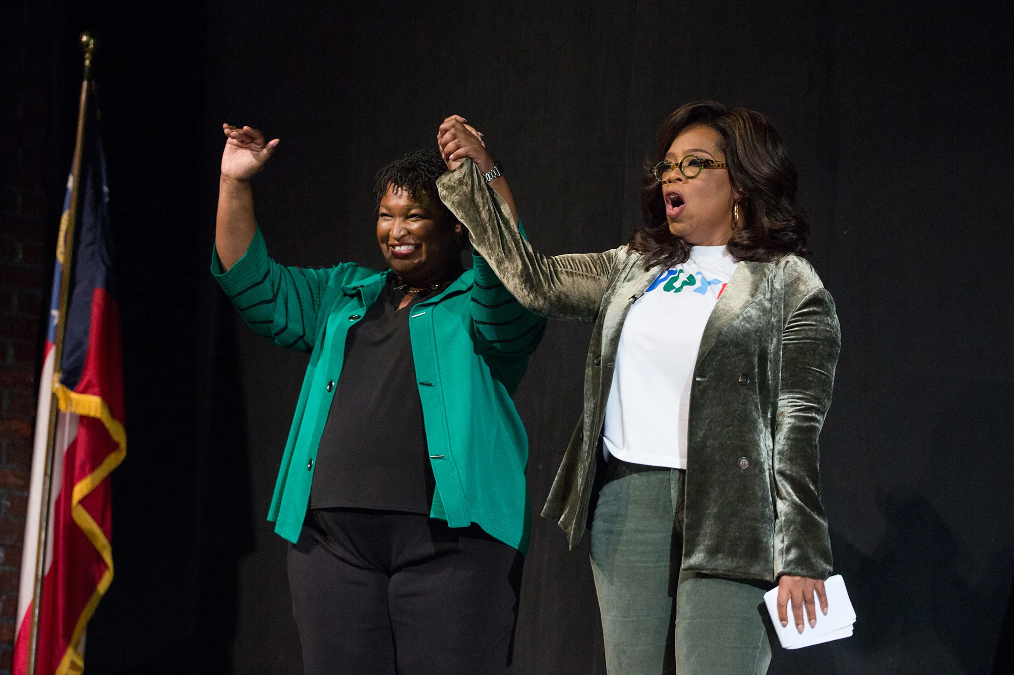 Oprah Is Stacey Abrams Latest Backer in Georgia Governor Race, Helps ...
