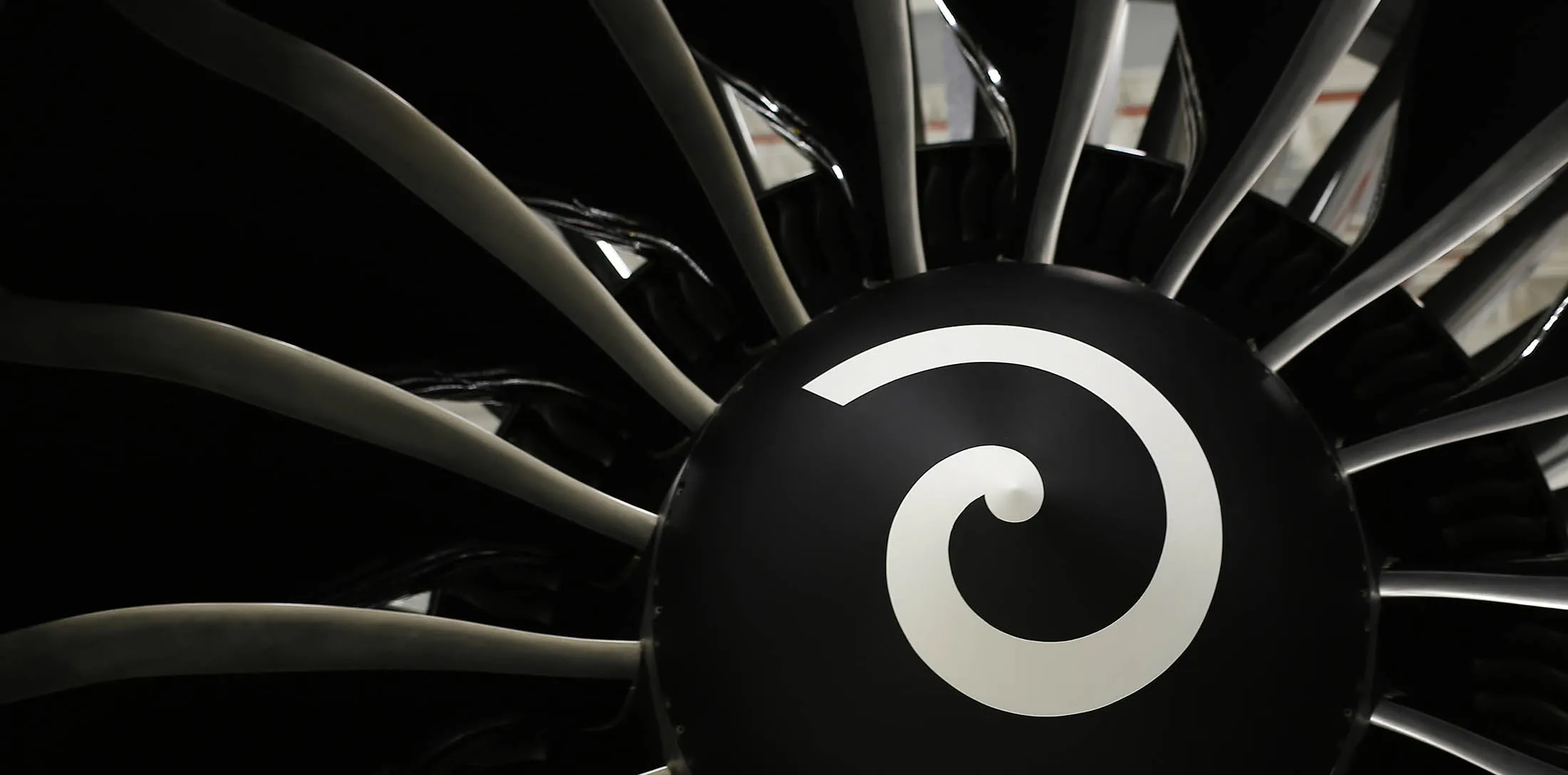 China to Finalize Plans for $22 Billion Plane-Engine Giant - Bloomberg