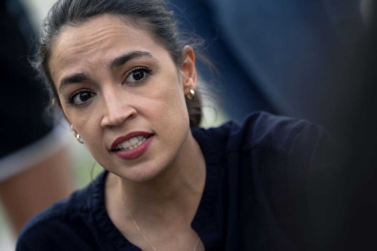AOC Prepares Bill to Extend Unemployment Benefits - Bloomberg