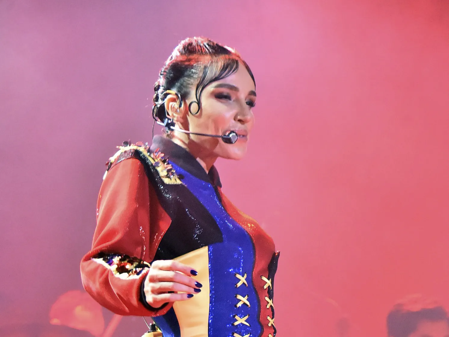 Gulsen Colakoglu: Turkish Singer Jailed Over Joke About Religious ...